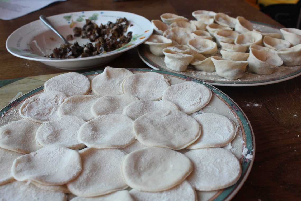 Pools recept - bietensoep met dumplings - Meer over Polen